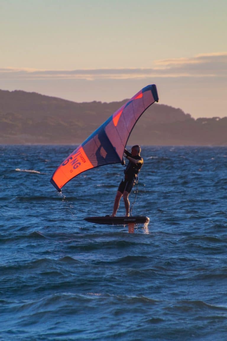 Le foil pour les débutants : tout ce qu'il faut savoir